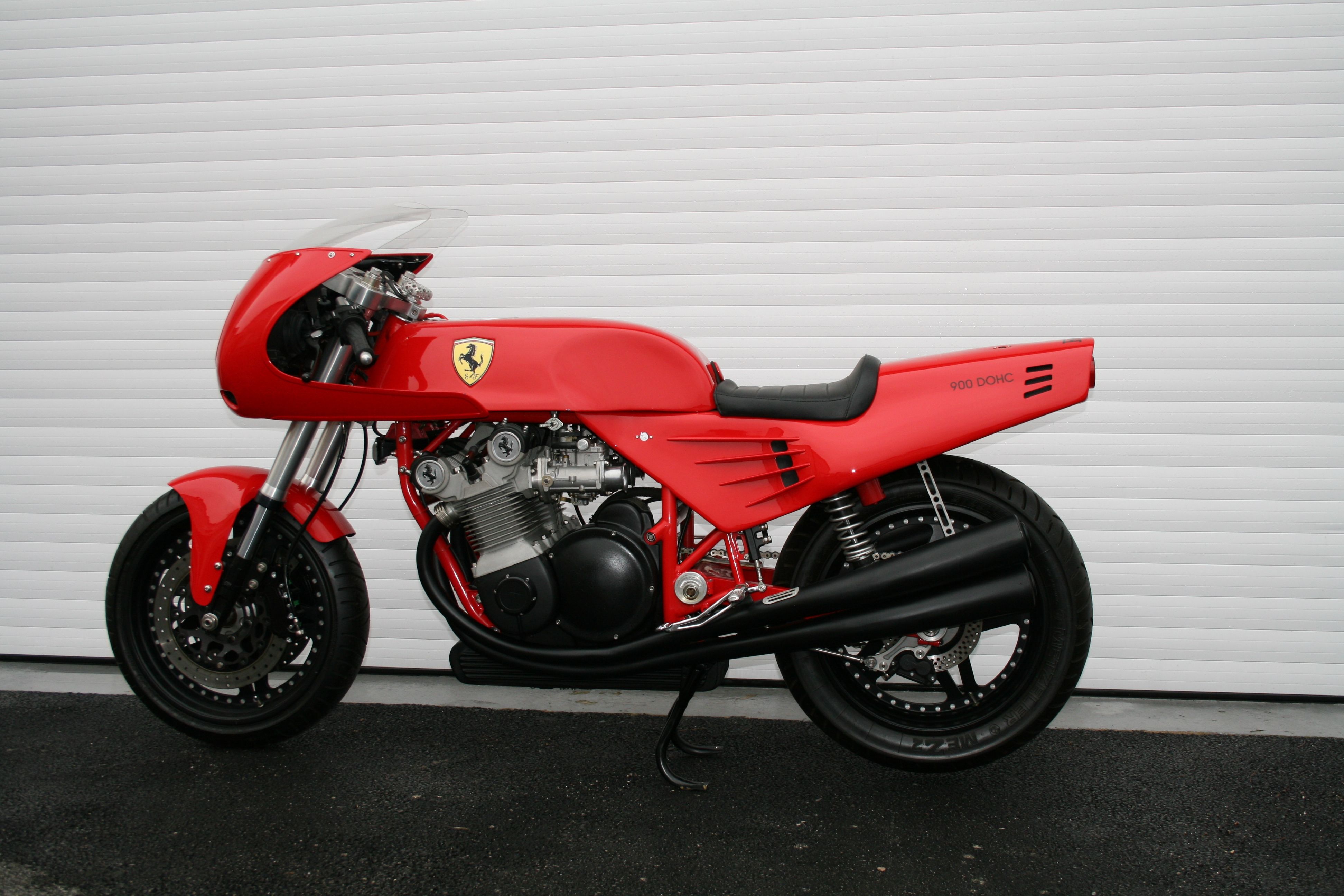 1995 Ferrari 900cc motorcycle by ‘David Kay Engineering’ - auctions ...