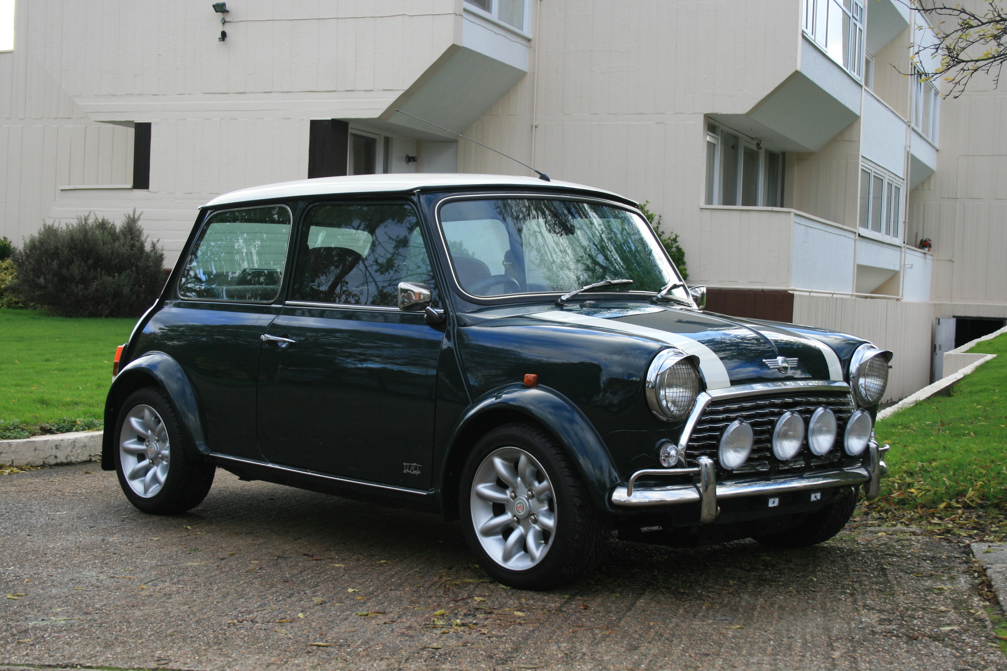 Bonhams Cars 302 Miles From New2000 Rover Mini Cooper Saloon Chassis