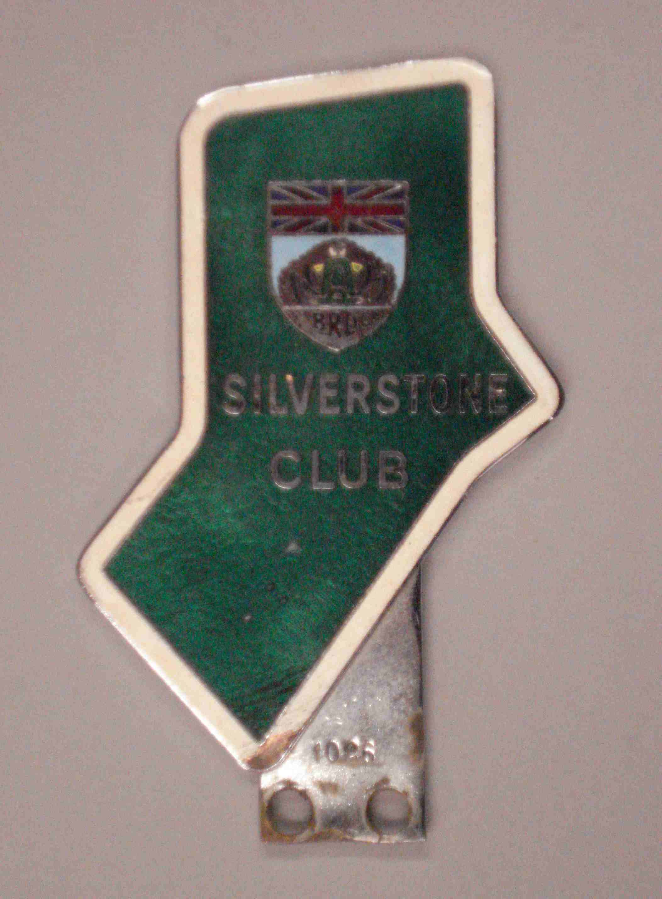 Bonhams Cars : A BRDC Silverstone club badge,