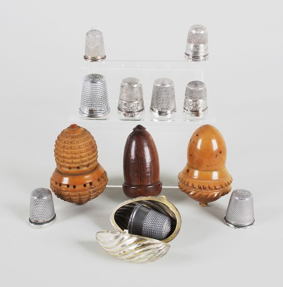 Bonhams : Thimbles and thimble cases