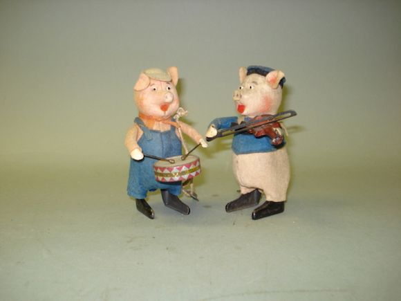 Bonhams : Schuco two little pigs wind-up toys
