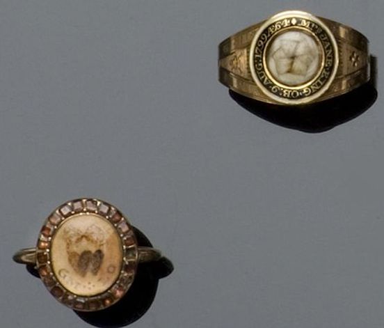 Bonhams : Two Georgian memorial rings (2)