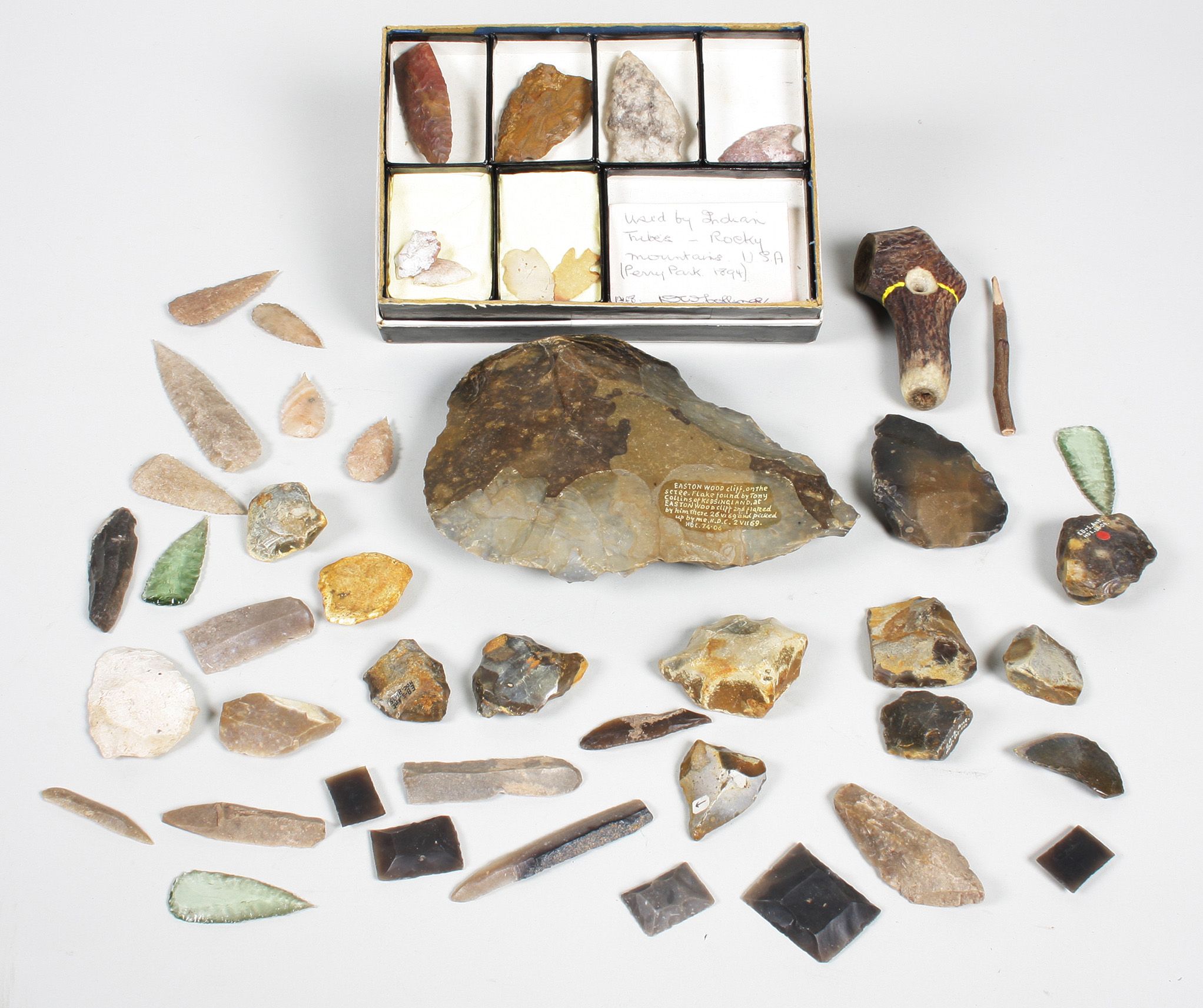 A COLLECTION OF FLINTS FOR FLINTLOCK - auctions & price archive