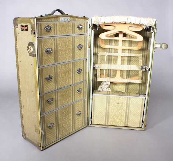 Bonhams : A travelling trunk, 'Mendel Trunx', No. 166761