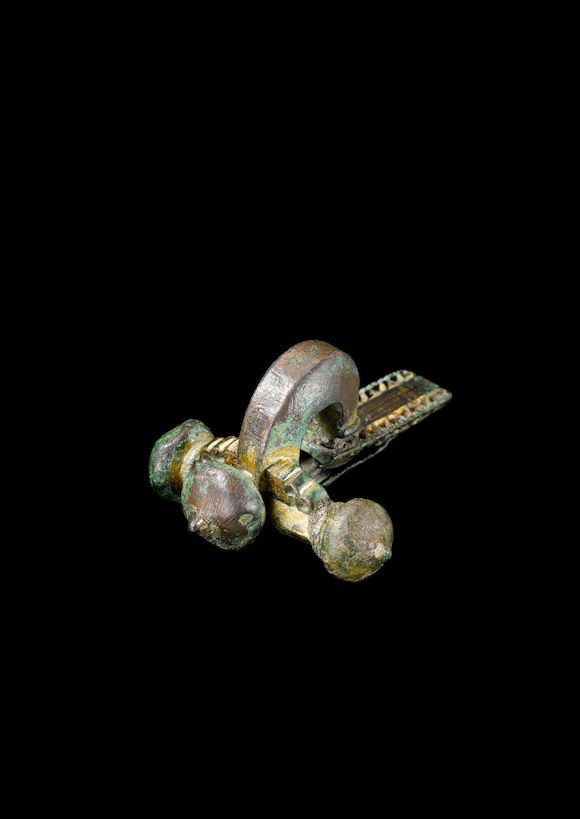 Bonhams : A Byzantine gilt bronze crossbow fibula