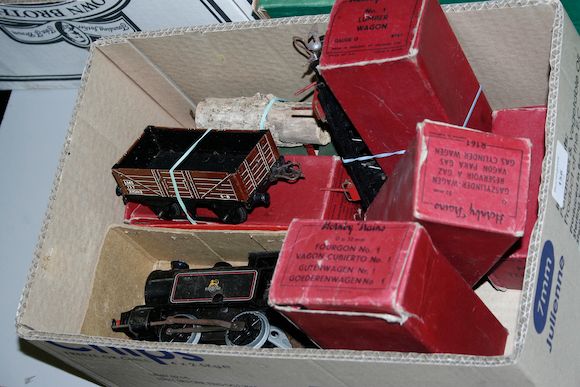 Bonhams : An Hornby 'O' gauge clockwork loco 7