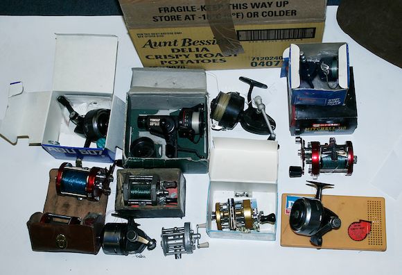 Bonhams : Two ABU Ambassadeur 7000 multiplying reels
