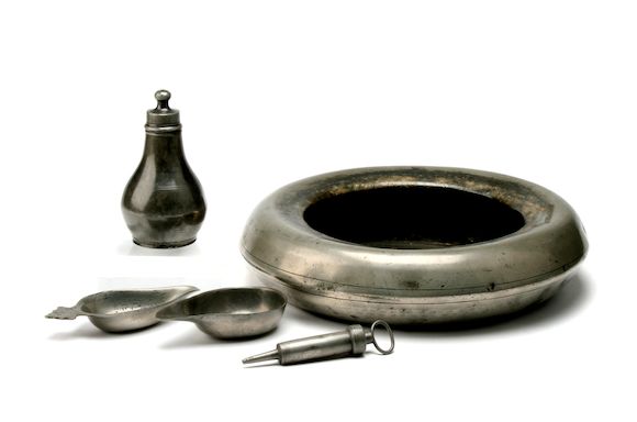 Bonhams : A late 18th Century feeding bottle