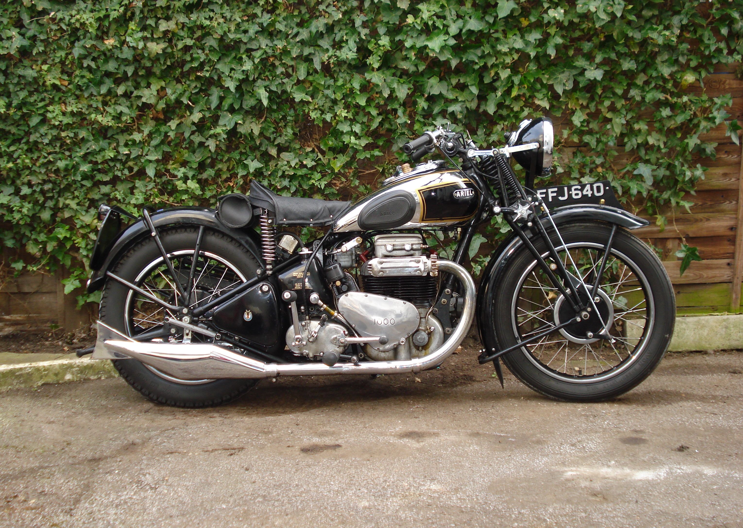 1953 Ariel Square Four 1,000cc with Busmar Astral Mark II Sidecar ...