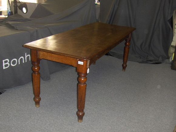 Bonhams : An early 19th Century mahogany dining table the top with ...
