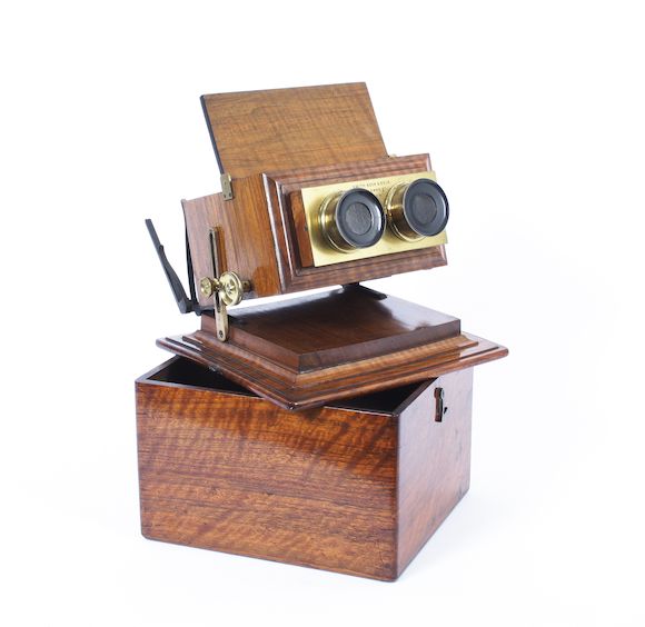 Bonhams : New Achromatic Stereoscope