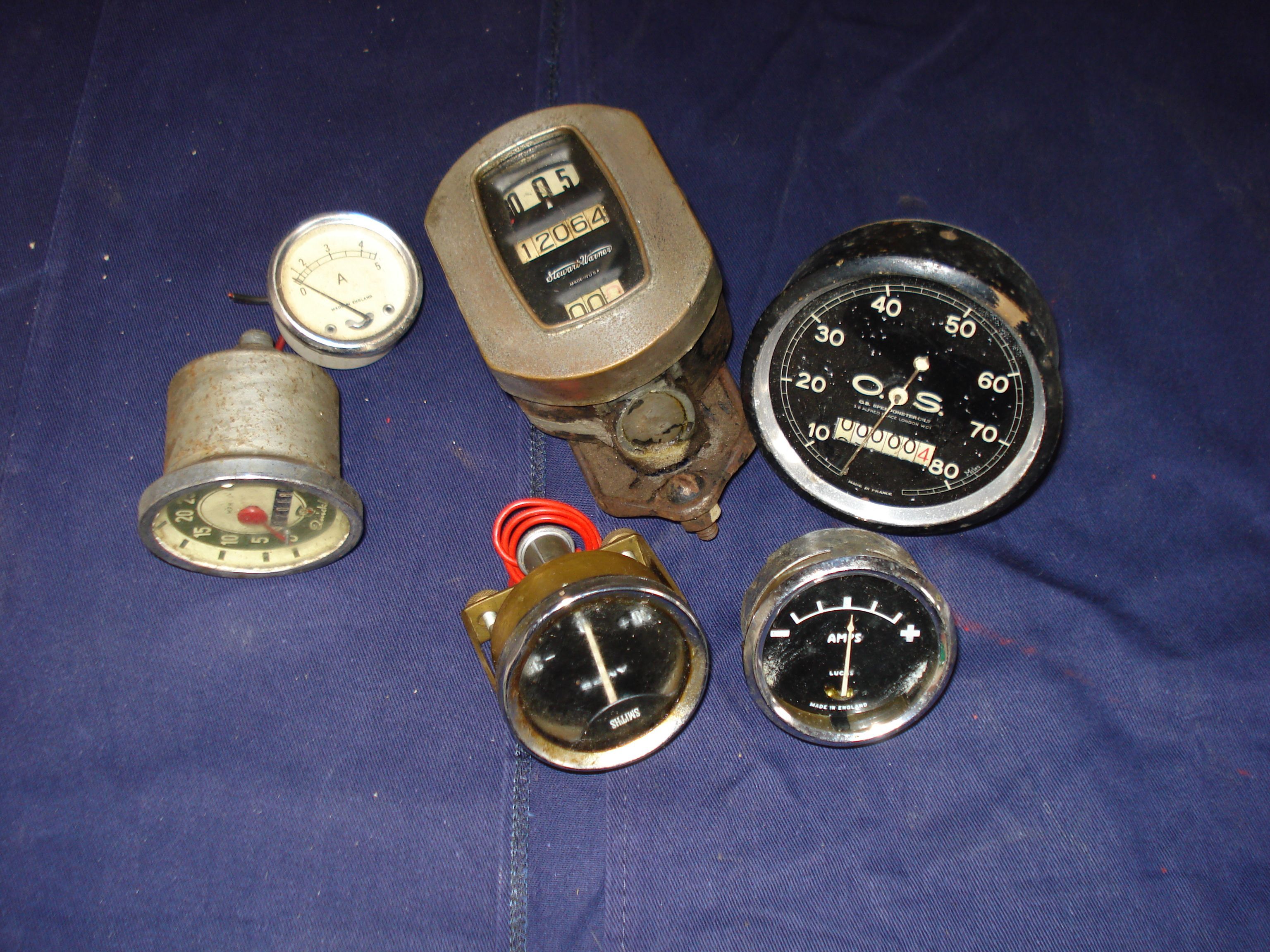 Bonhams Cars : An 80mph OS Speedometer,