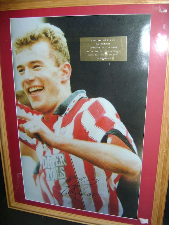Bonhams : Alan Shearer hand signed print