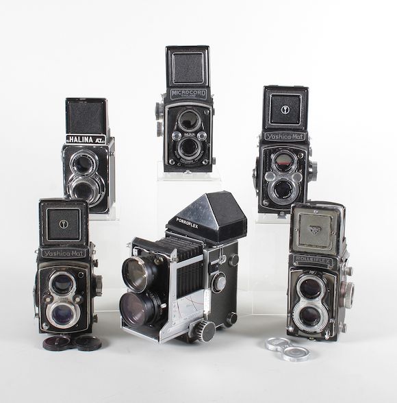Bonhams : Twin lens reflex cameras 7