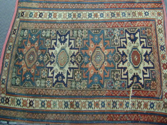 Bonhams : A Shirvan rug, 117cm x 92cm.