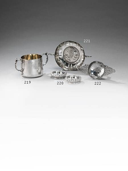 Bonhams : A pair of late 17th/early 18th century silver trencher salt ...