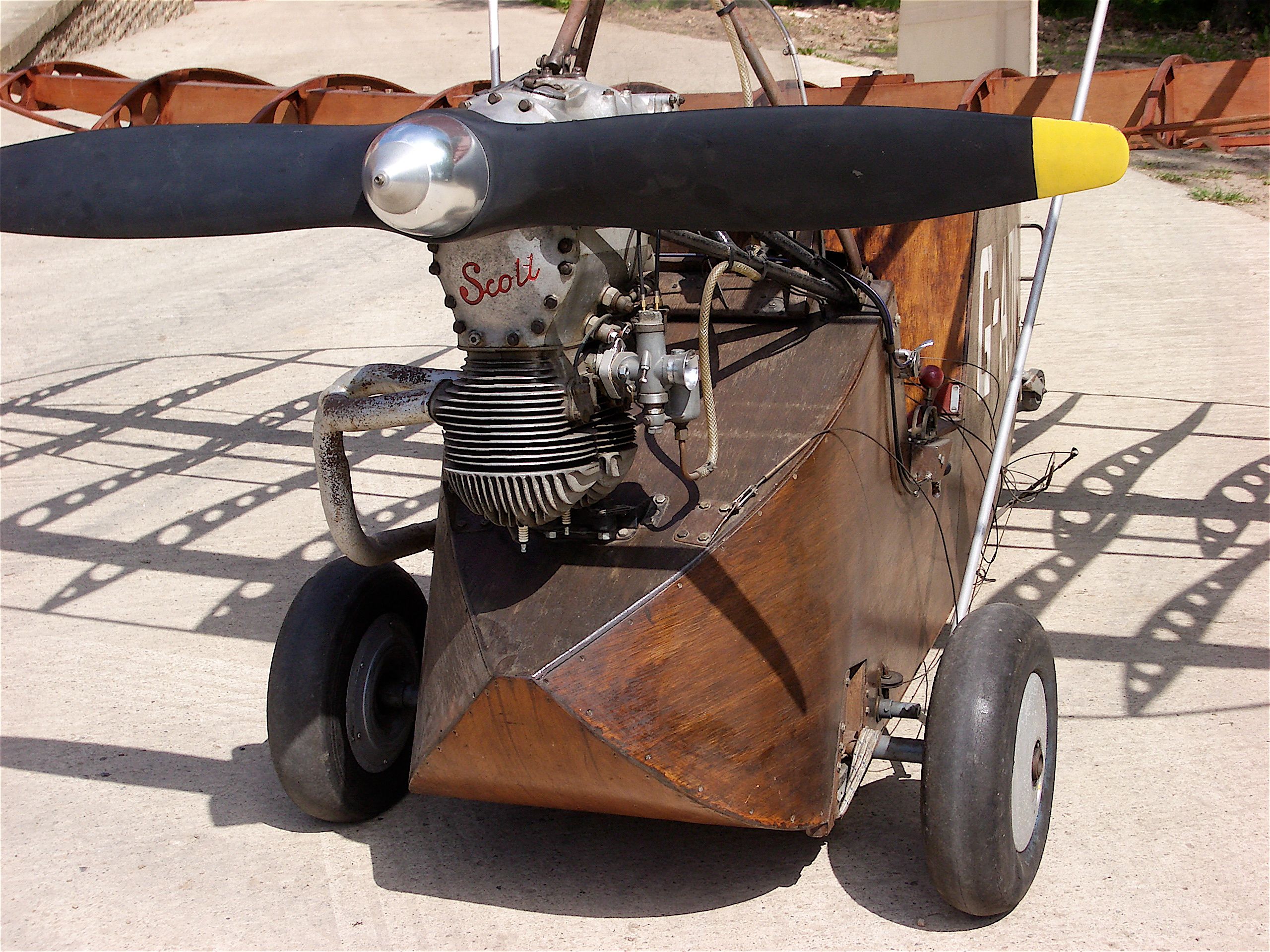 Bonhams Cars : c.1935 Scott Flying Flea Light Aircraft Engine no. A2S 5025