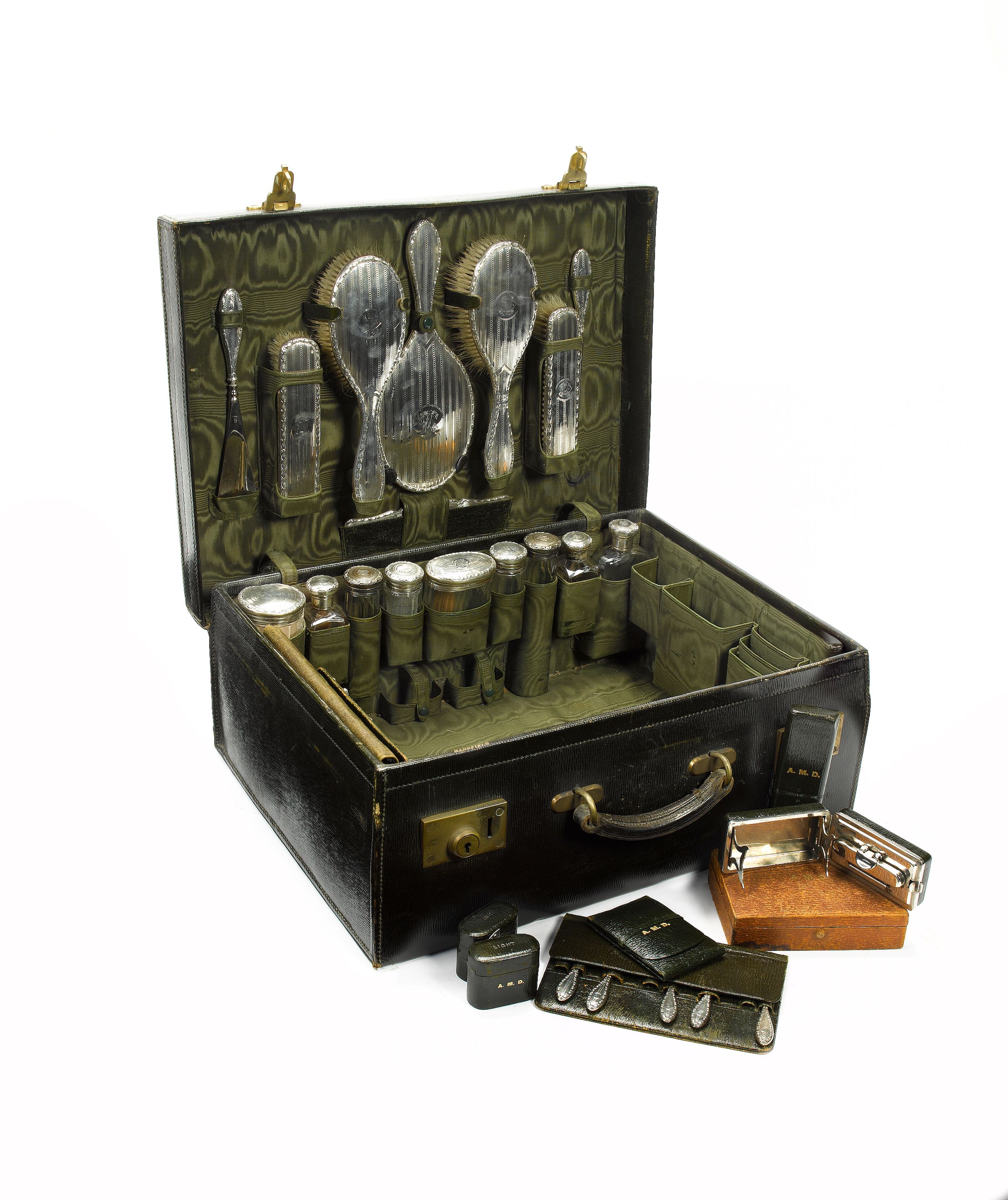 Bonhams Cars : A luxurious travelling vanity set made by Mansfield of ...