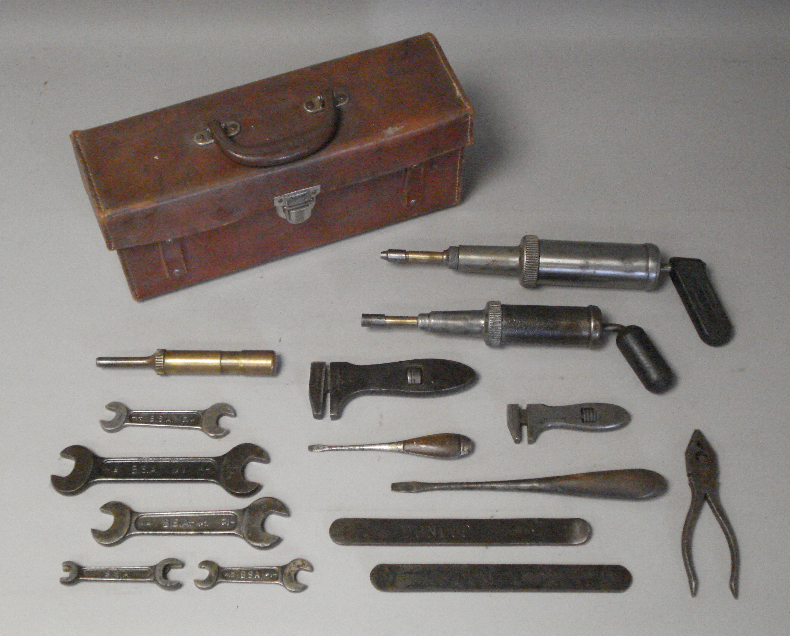 Bonhams Cars : A lot of tools suitable for W.O. type Bentley cars,