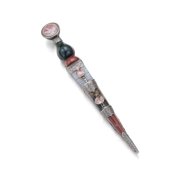 Bonhams : A Victorian Scottish pebble kilt pin