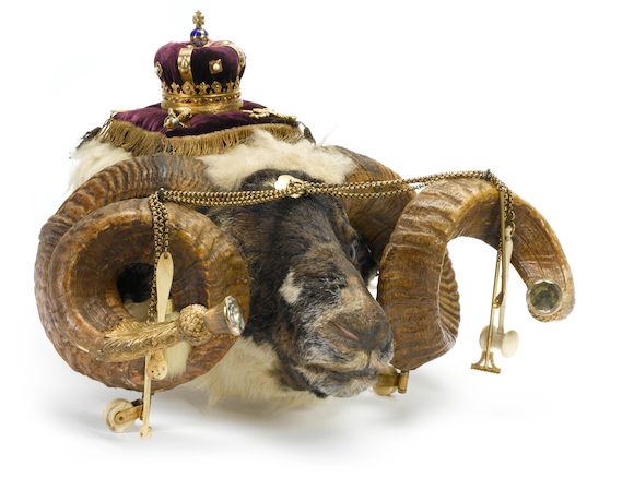 Bonhams : A fine late 19th century Scottish Ram's Head snuff mull,