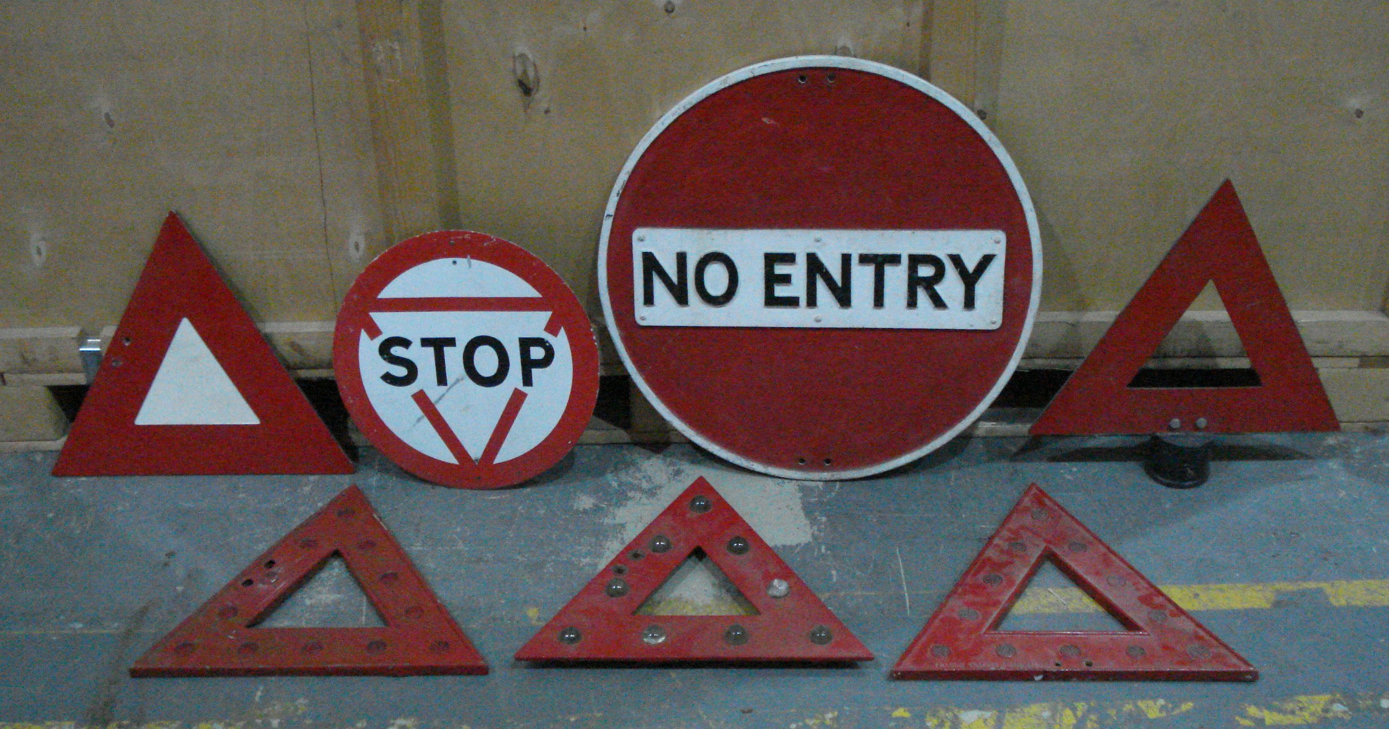 Bonhams Cars : Assorted road warning signs and triangles,