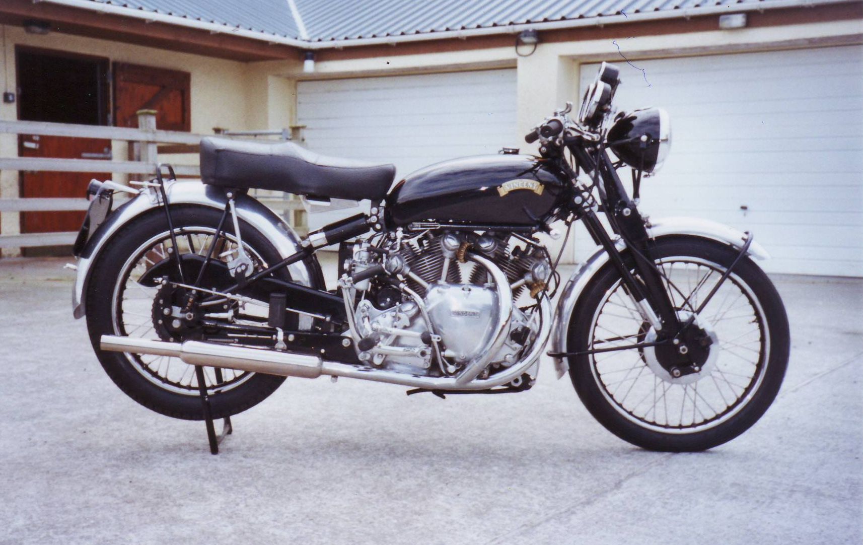 Bonhams Cars : 1951 Vincent 998cc Rapide Series C Frame no. RC9168/D ...