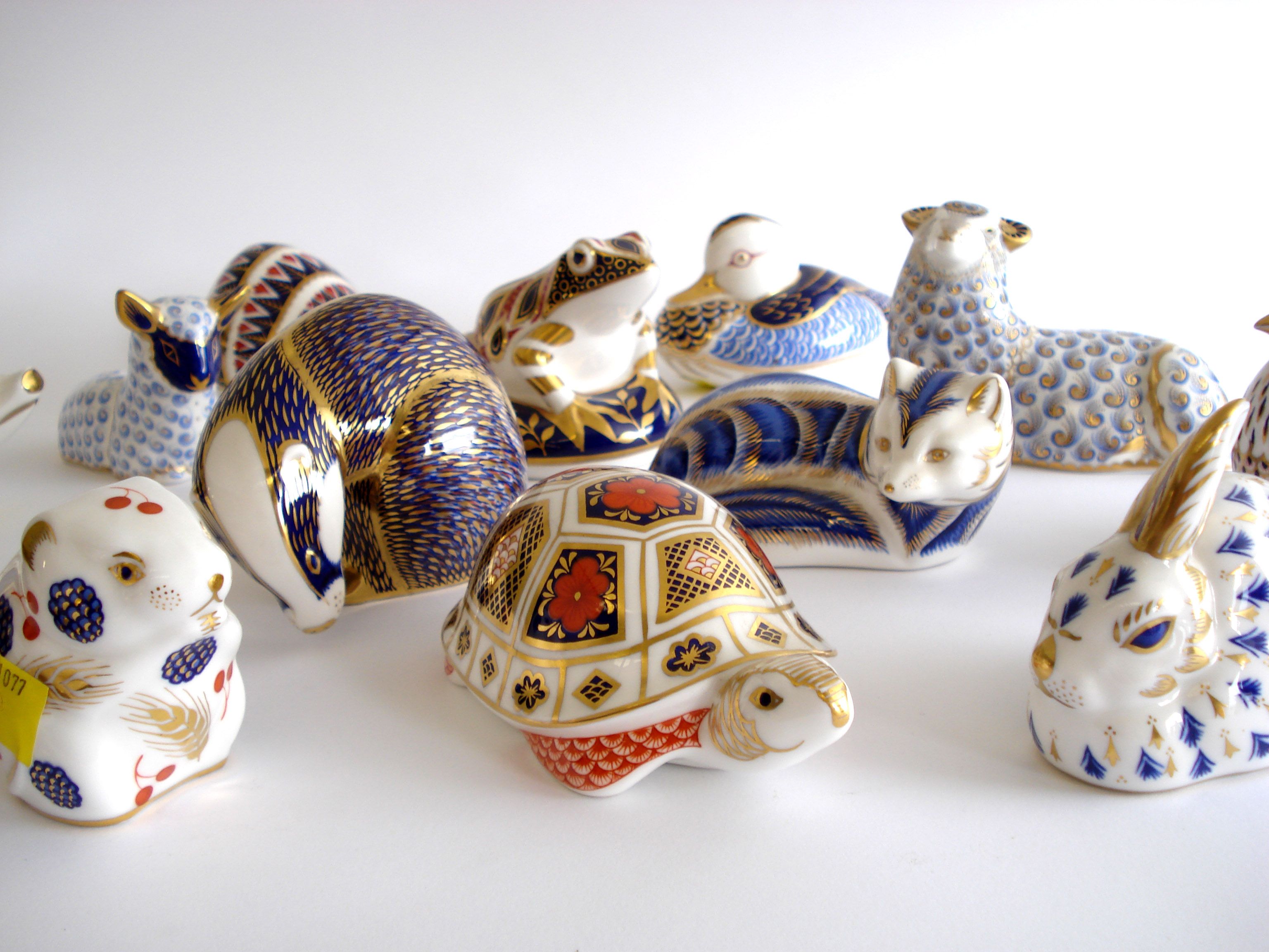 Bonhams : Various Royal Crown Derby animals and birds