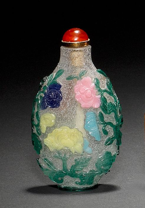 Bonhams : A multi-coloured overlay bubble-suffused, glass snuff bottle ...