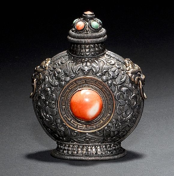Bonhams : A stone-mounted, white-metal snuff bottle; with stopper, oval ...