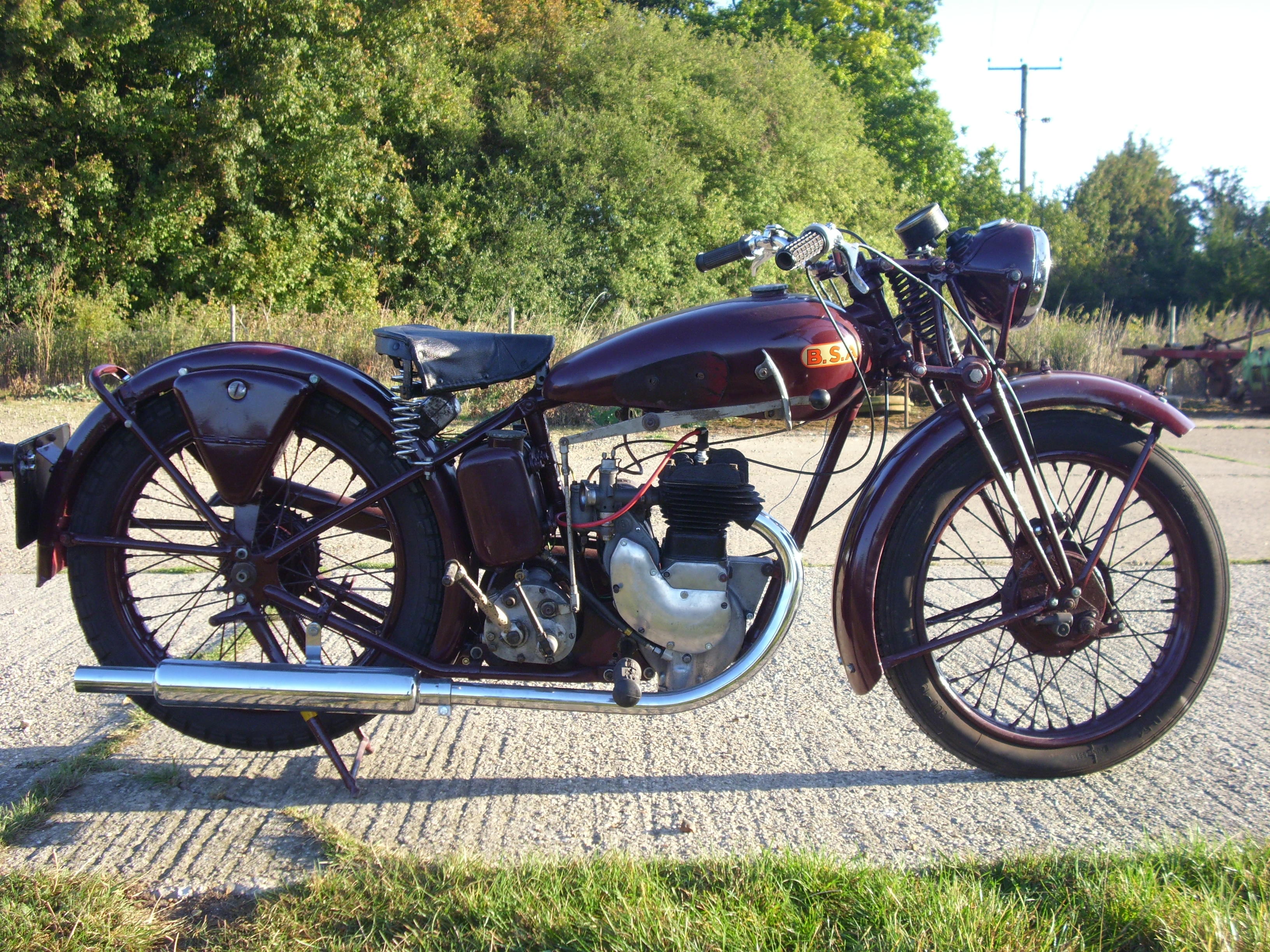 Bonhams Cars : c.1938 BSA 249cc B20 Frame no. JB20 1574 Engine no. JB20 544