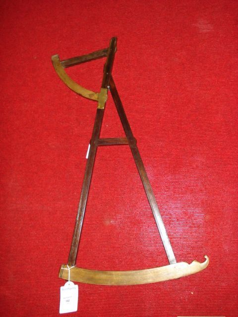 Bonhams : A reproduction backstaff,