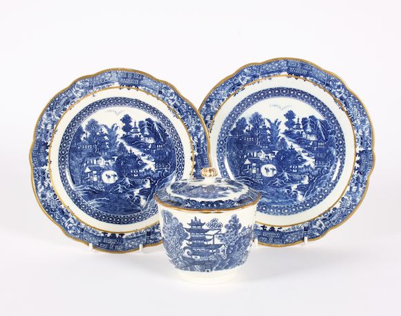 Bonhams : Two Caughley plates and a Caughley sucrier and cover Circa ...