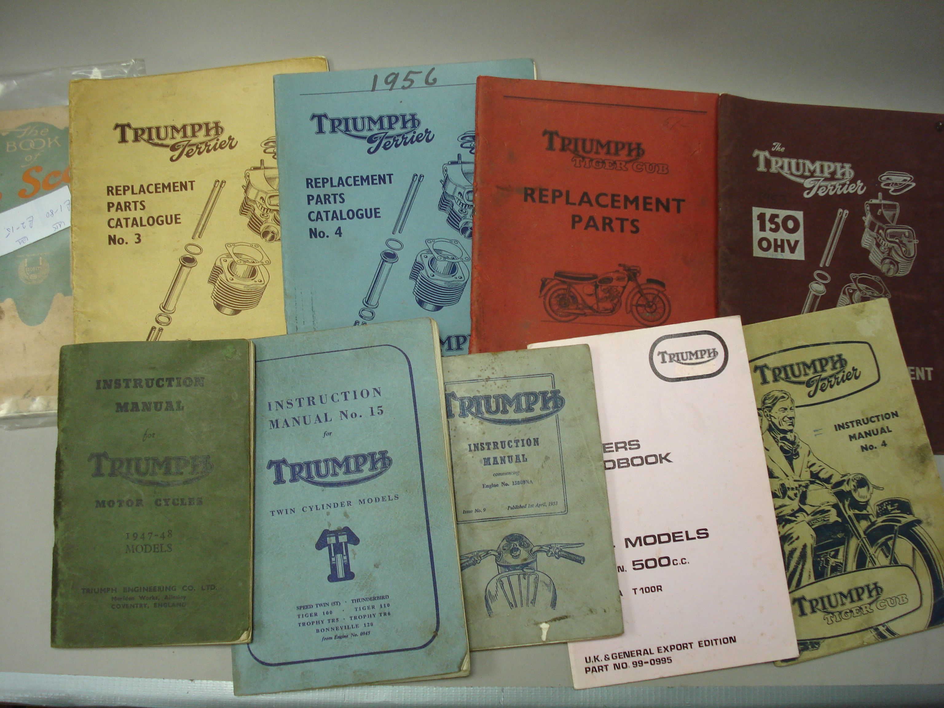 Bonhams Cars : A lot of Triumph motorcycle literature,