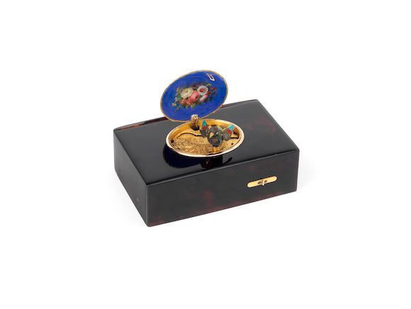 Bonhams : A very early tortoiseshell singing bird box by Rochat, circa ...