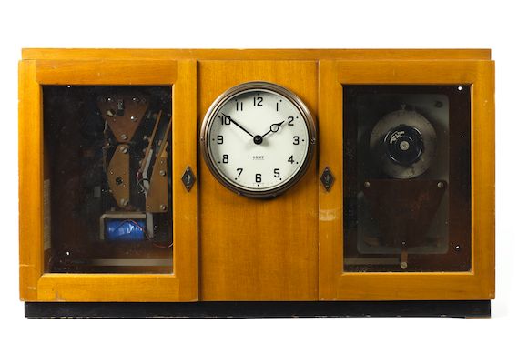 Bonhams : A mid to late 20th century Pul-Syn-Etic marine master clock ...