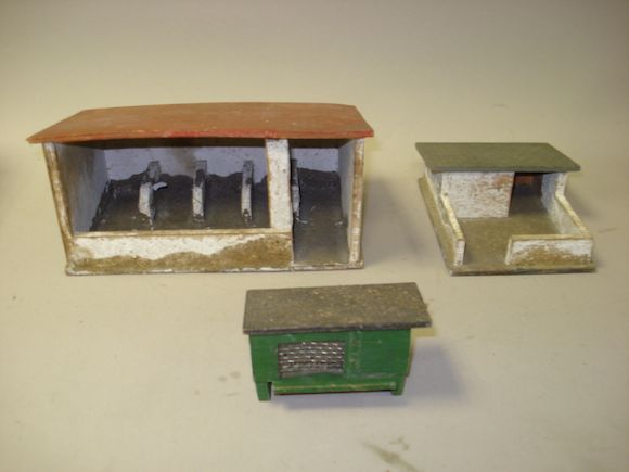 Bonhams : Britains Farm Buildings, 99F Cowshed 3