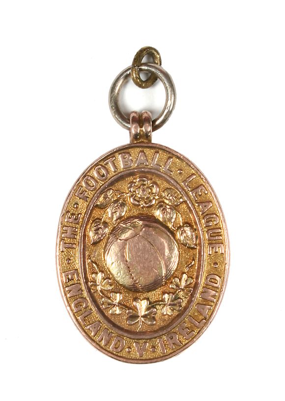 Bonhams : 1922 Football League representative medal awarded to Jimmy Seddon