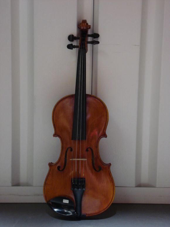 Bonhams : A contemporary Violin (1)
