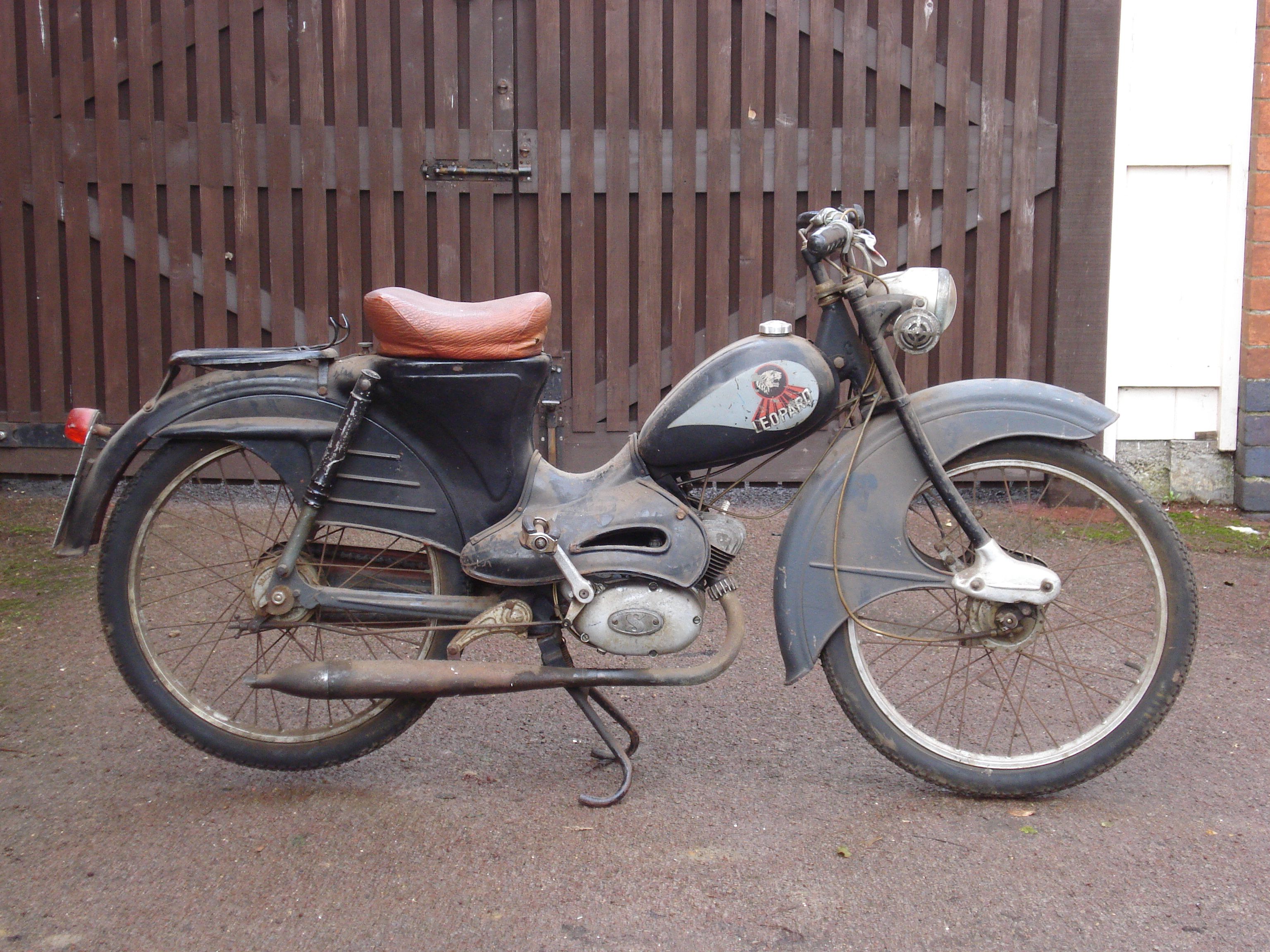 Bonhams Cars : 1957 Leopard Bobby Mk5 Moped Frame no. 1005815 Engine no ...