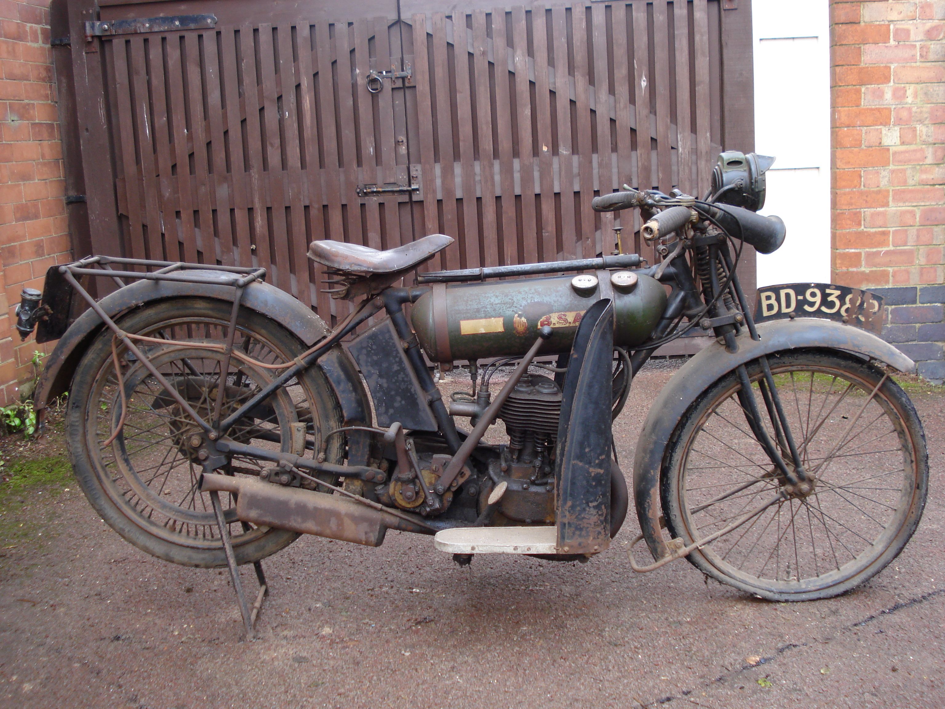Bonhams Cars : 1924 BSA 250cc Model B 'Round Tank' Frame no. B 2058 ...