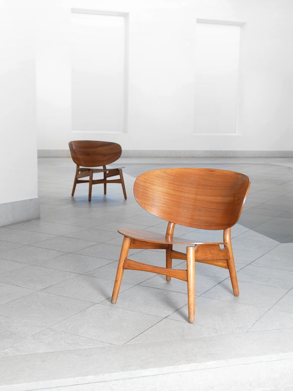 Bonhams : Hans Wegner for Fritz Hansen, a pair of 'Shell' chairs ...