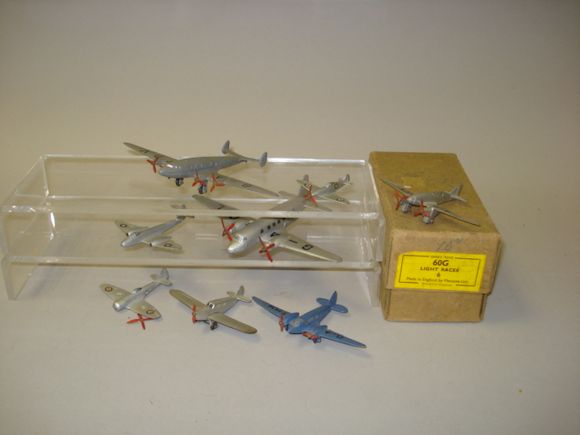 Bonhams : Dinky Aircraft 9