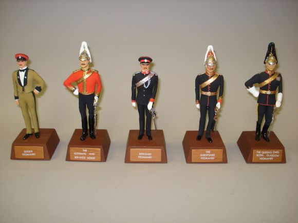 Bonhams : Sentry Box 120mm scale British Yeomanry Officers 5