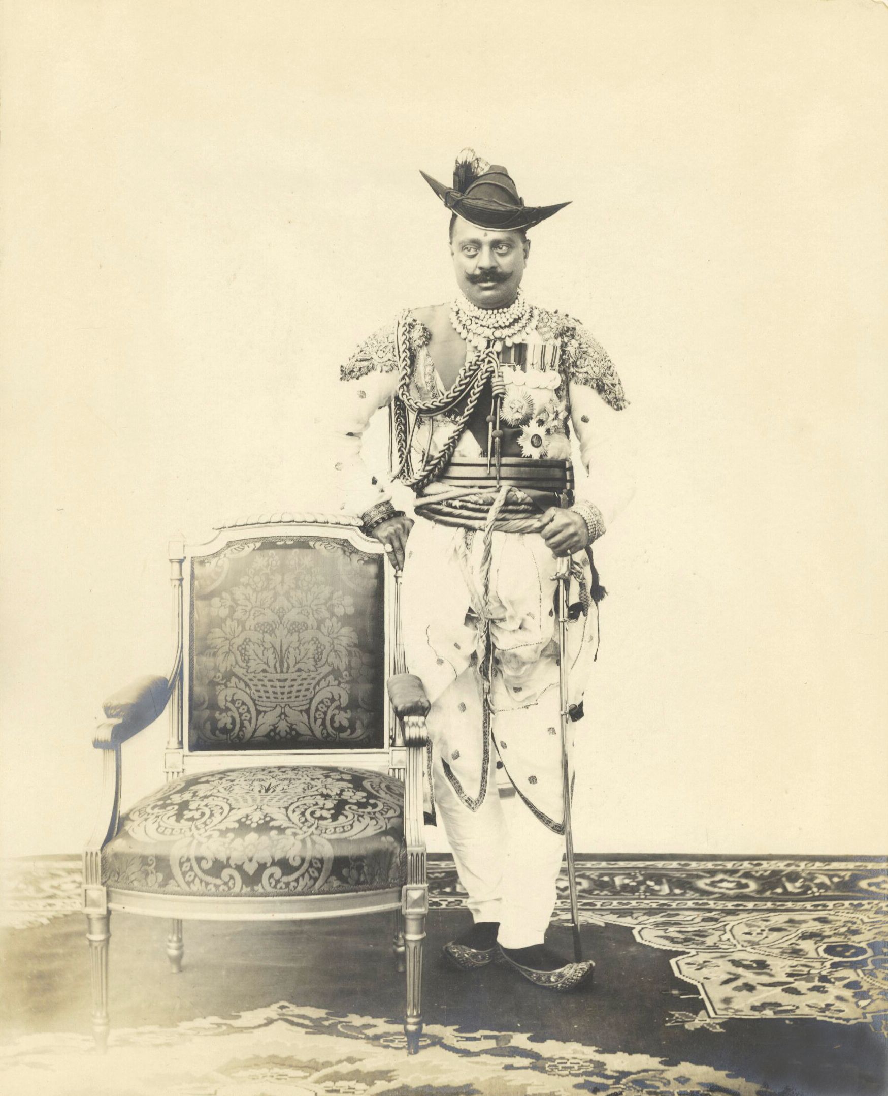 Bonhams : GWALIOR Album by R.L. Desai to honour the life of Maharaja ...