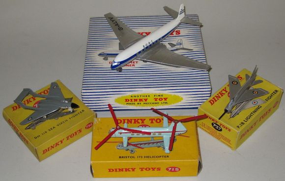 Bonhams : Dinky aircraft 4