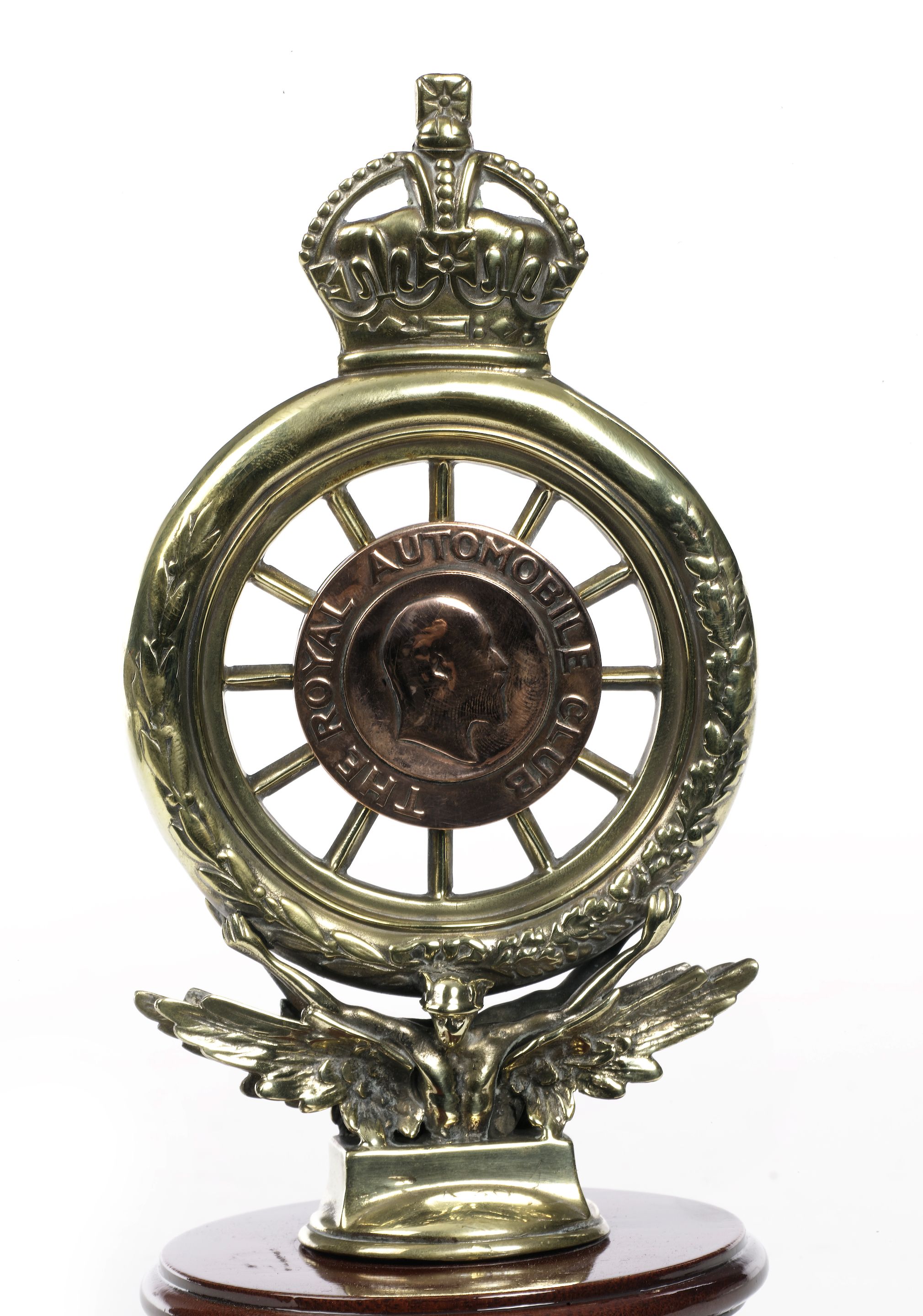 Bonhams Cars : An early RAC Full Member's badge by Elkington, 1907,