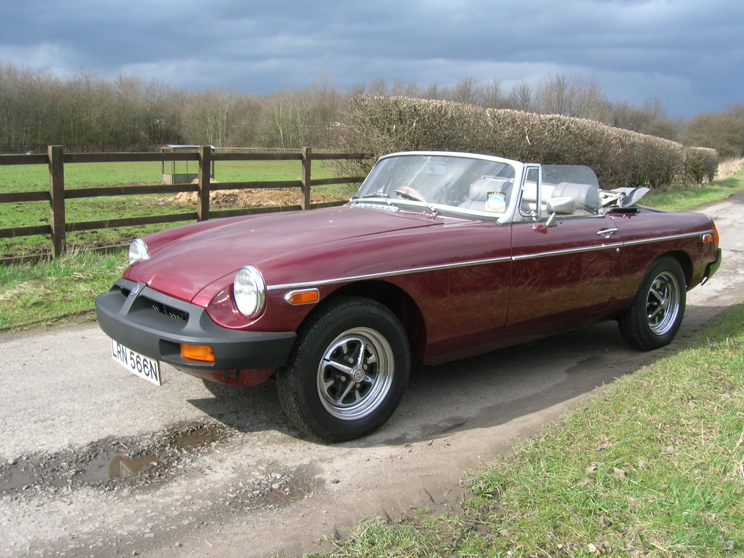 Bonhams Cars : 1974 MGB Roadster Chassis no. GU23T 003759P Engine no ...