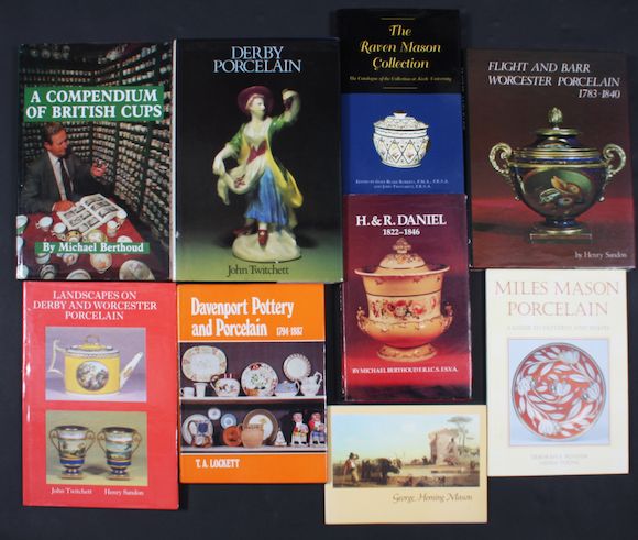 Bonhams : Nine reference books on ceramics