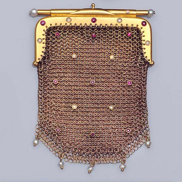 Bonhams : A gold and gem set coin purse